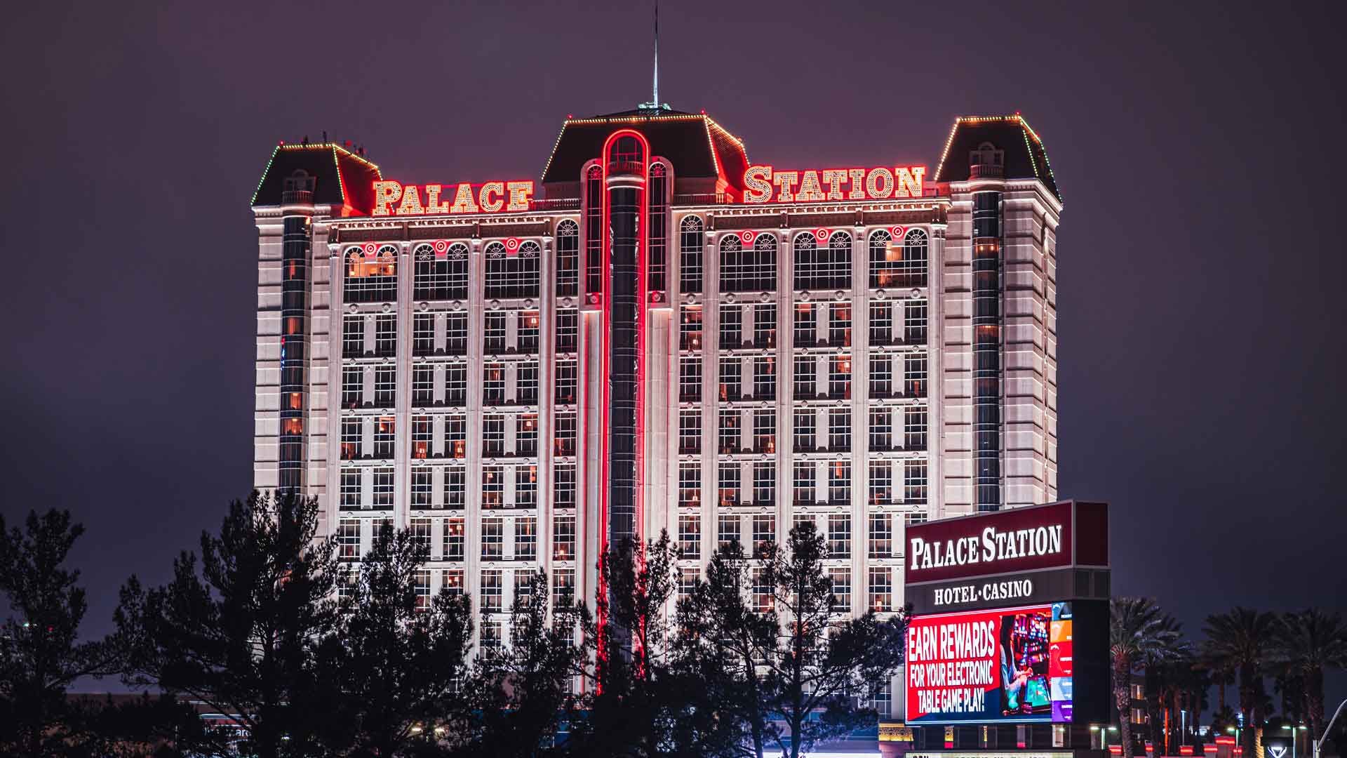 Luxury Resort in Las Vegas: Plan Your Getaway Today - Palace Station